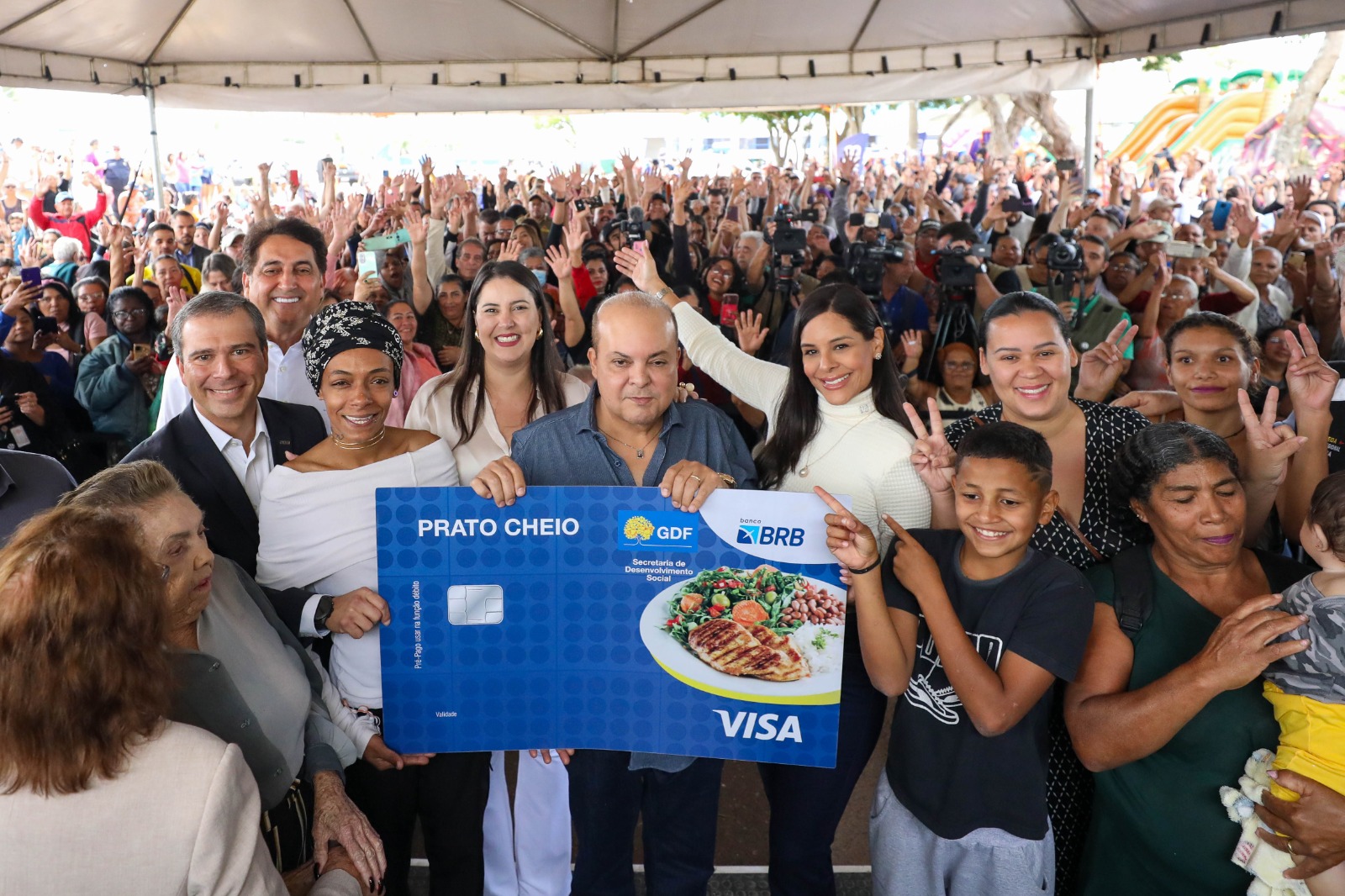 Programa Prato Cheio Cresce e Garante Comida na Mesa de Milhares de ...